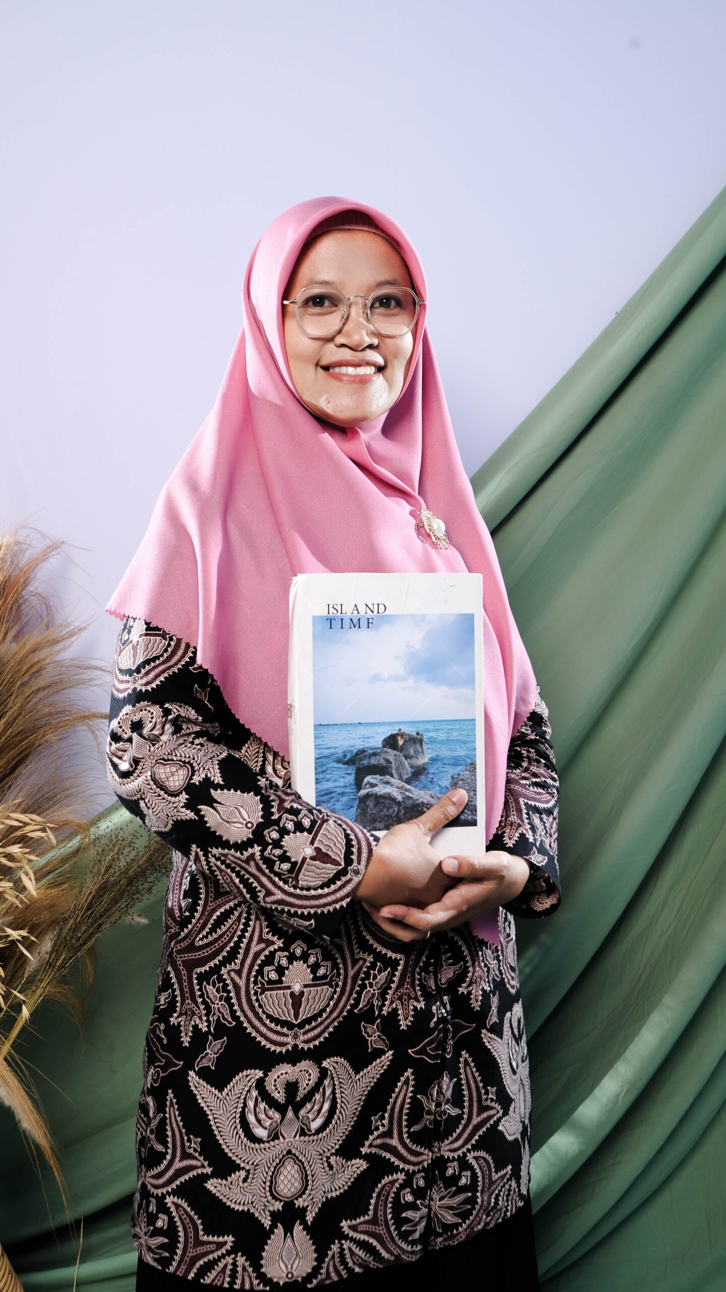 Pendidik & Tenaga Kependidikan – SMK KESEHATAN BAKTI INDONESIA MEDIKA ...